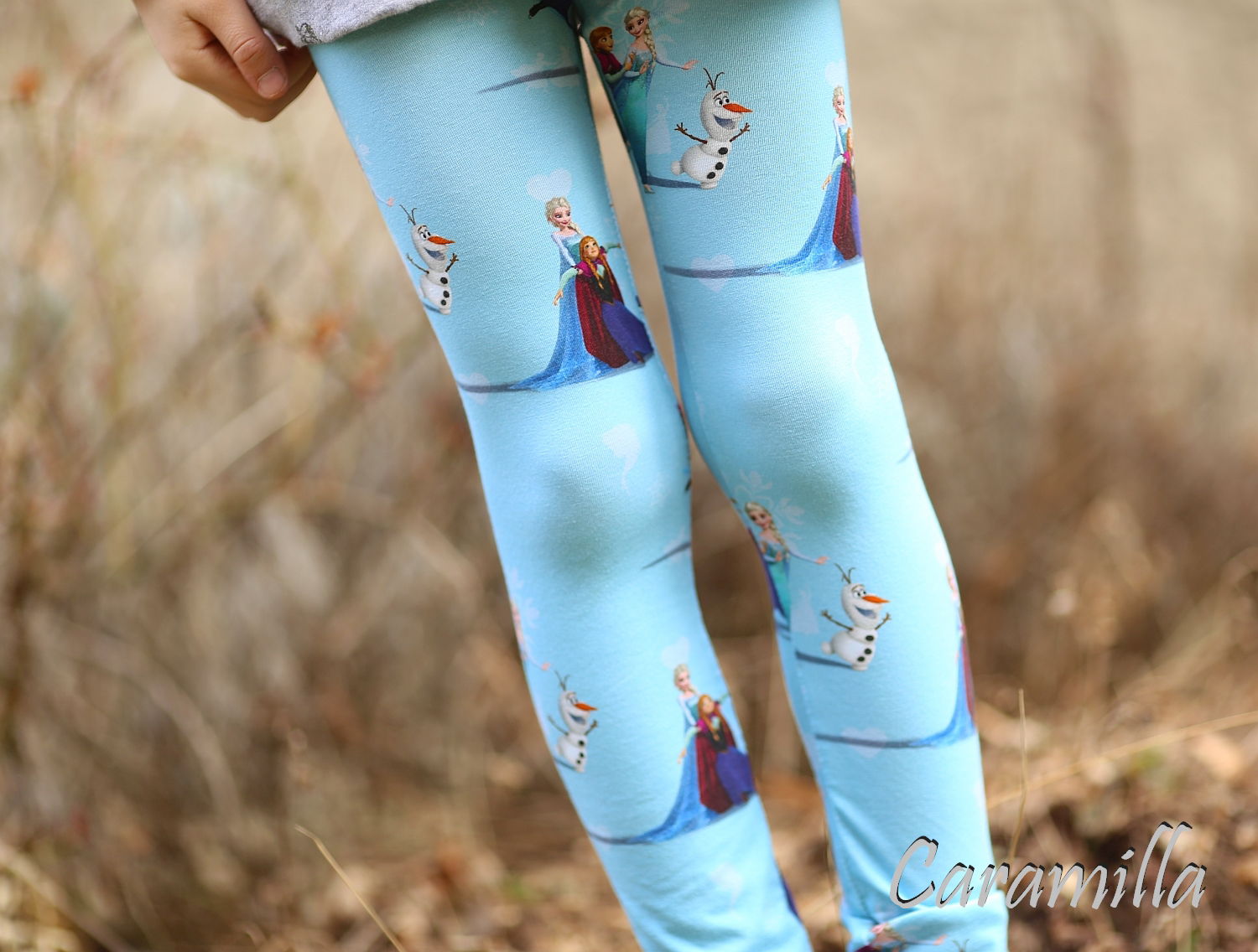 anna a elsa4_logo – Caramilla.cz